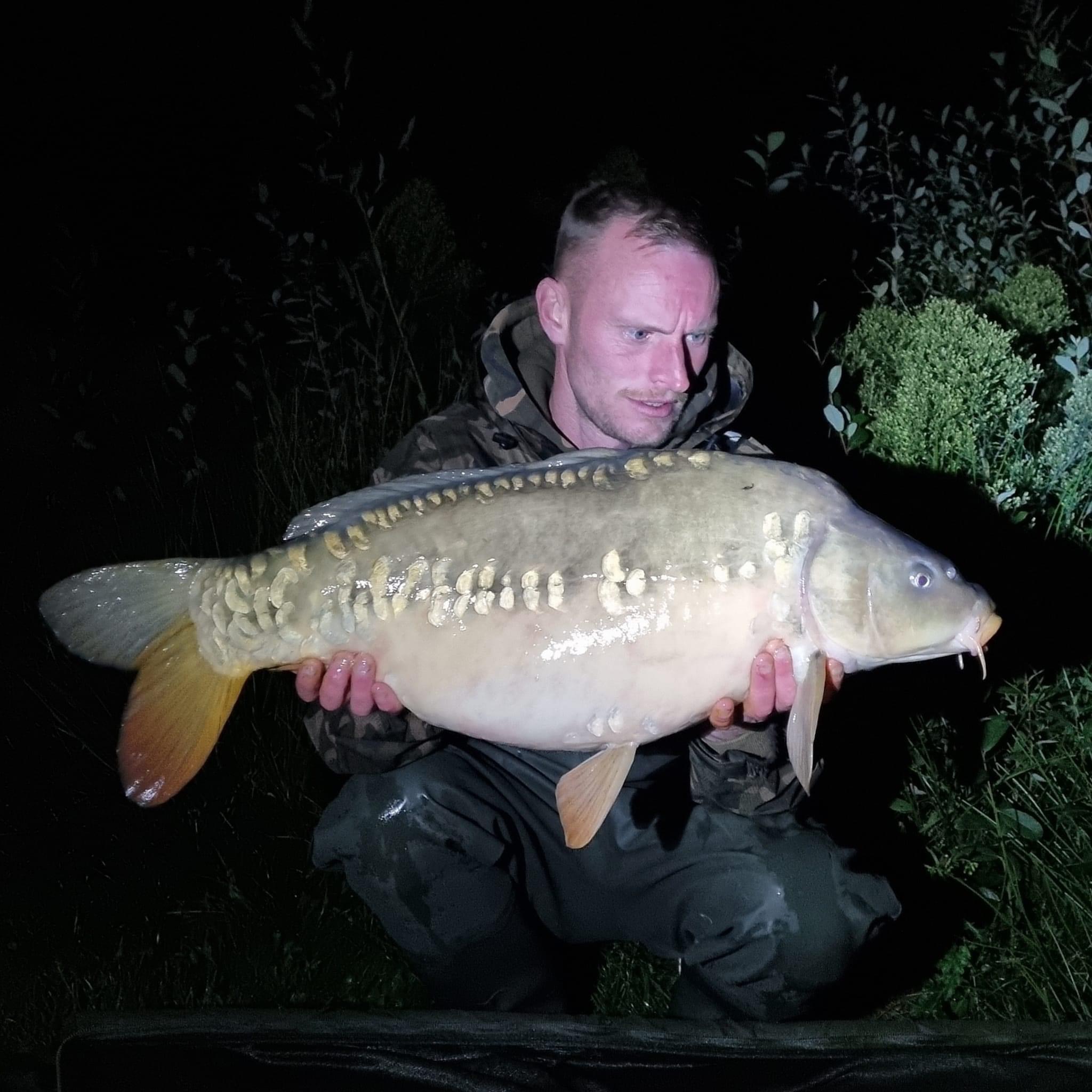Mirror | Total Carp